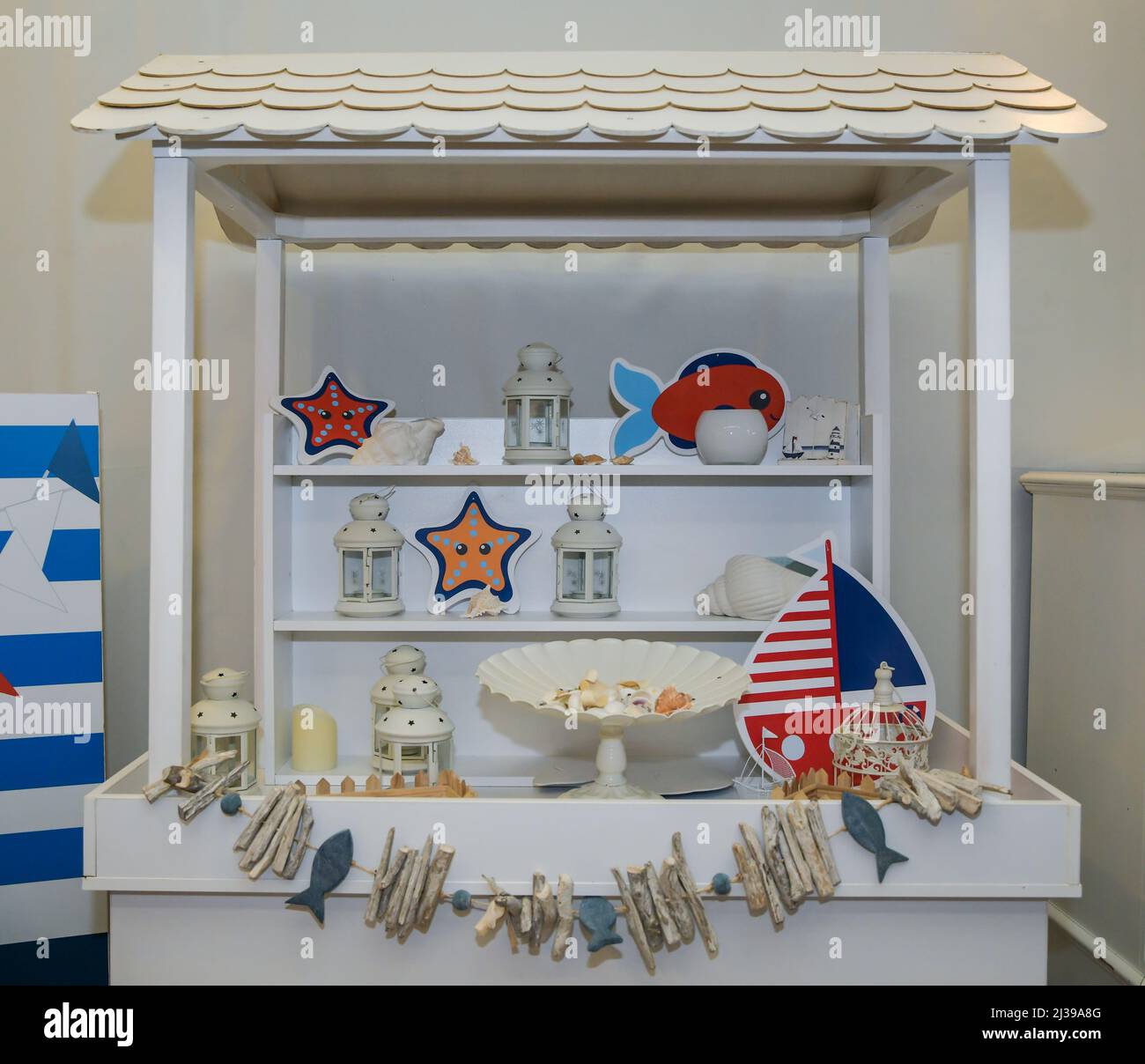 Space for exhibition of objects that symbolize seafood details, seafood ...