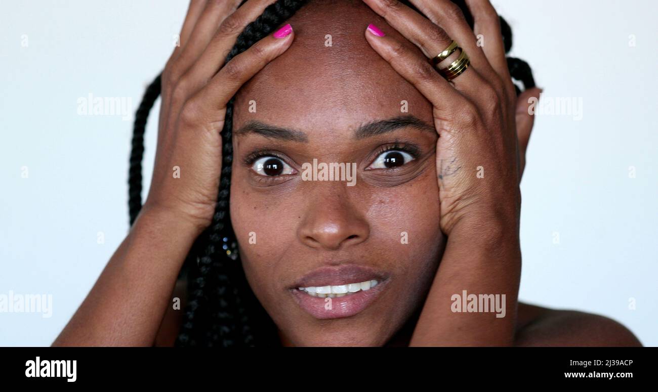 Desperate black woman shocked news hi-res stock photography and images ...