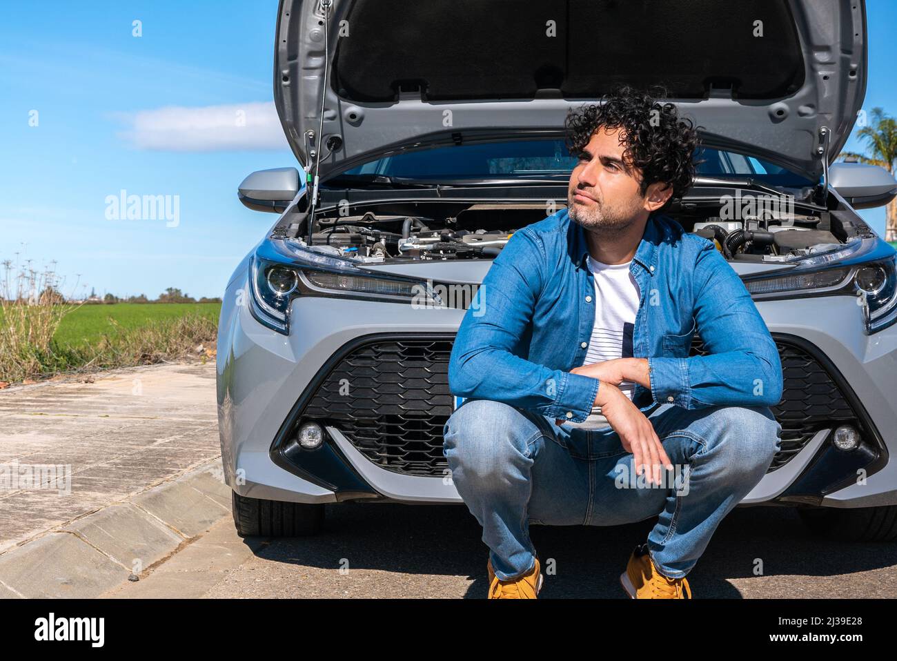 Popped up hood hi-res stock photography and images - Alamy