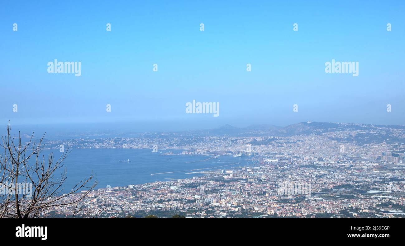 Vesuvius vulcan hi-res stock photography and images - Alamy
