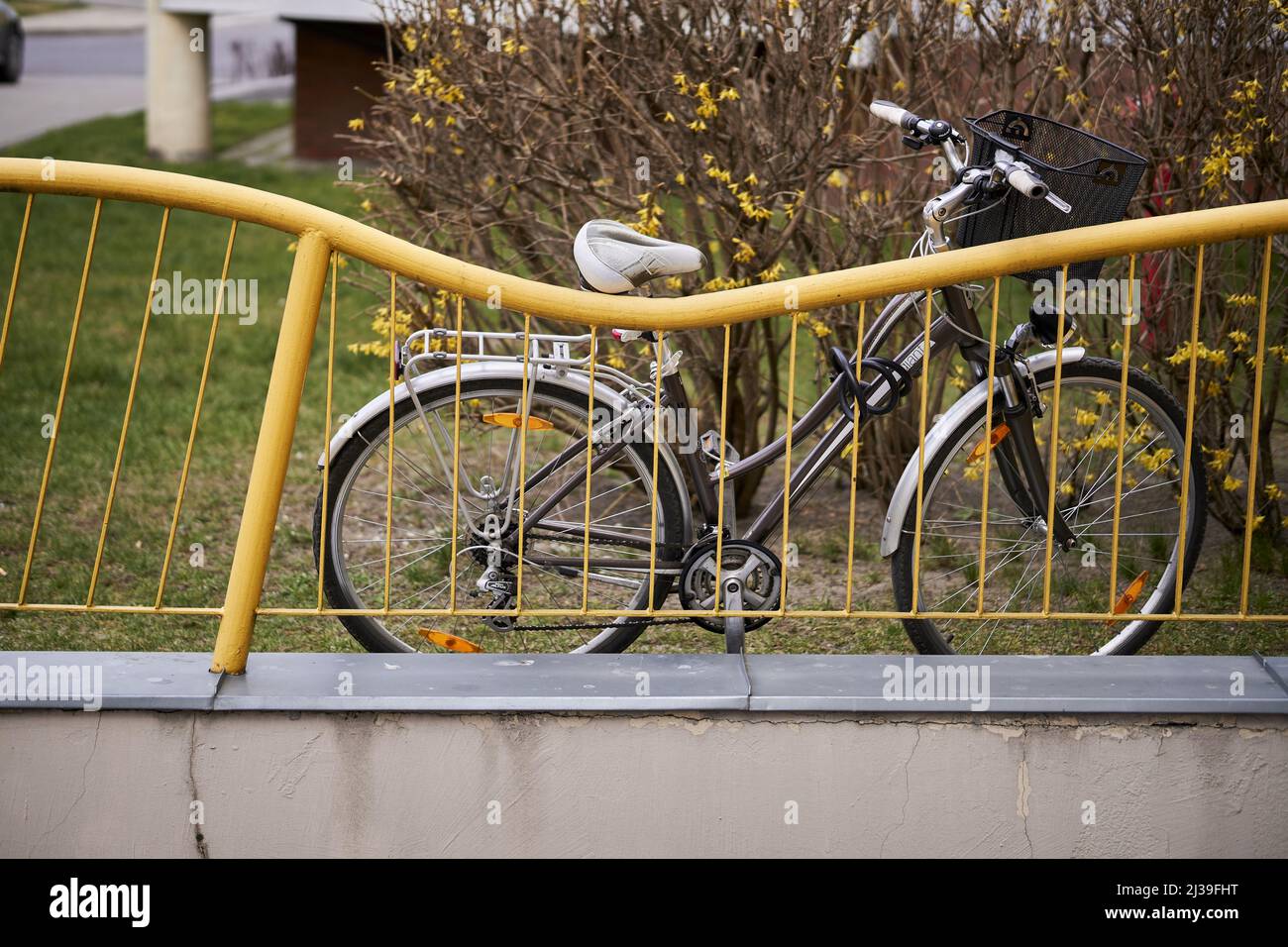 Motorcycle barrier hi-res stock photography and images - Alamy