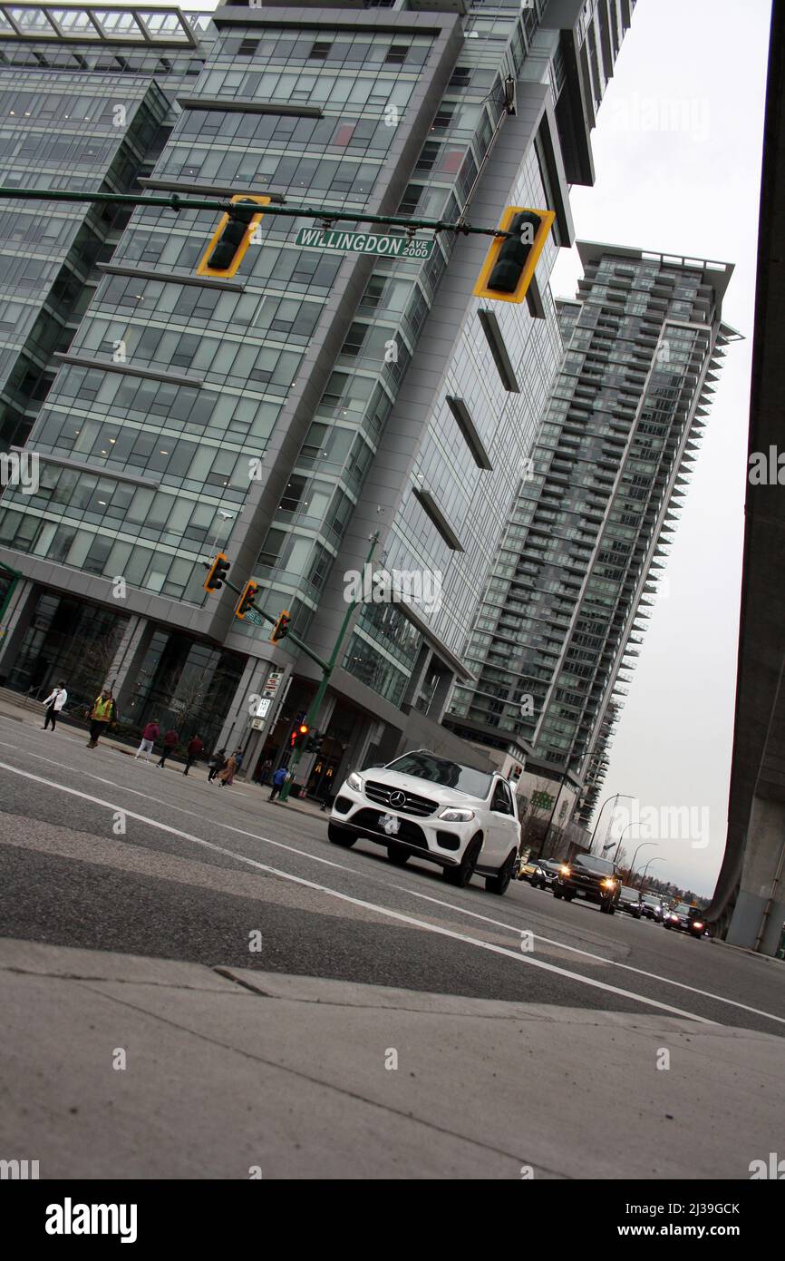 A view of high rise residential buildings at Brentwood Mall Stock Photo ...