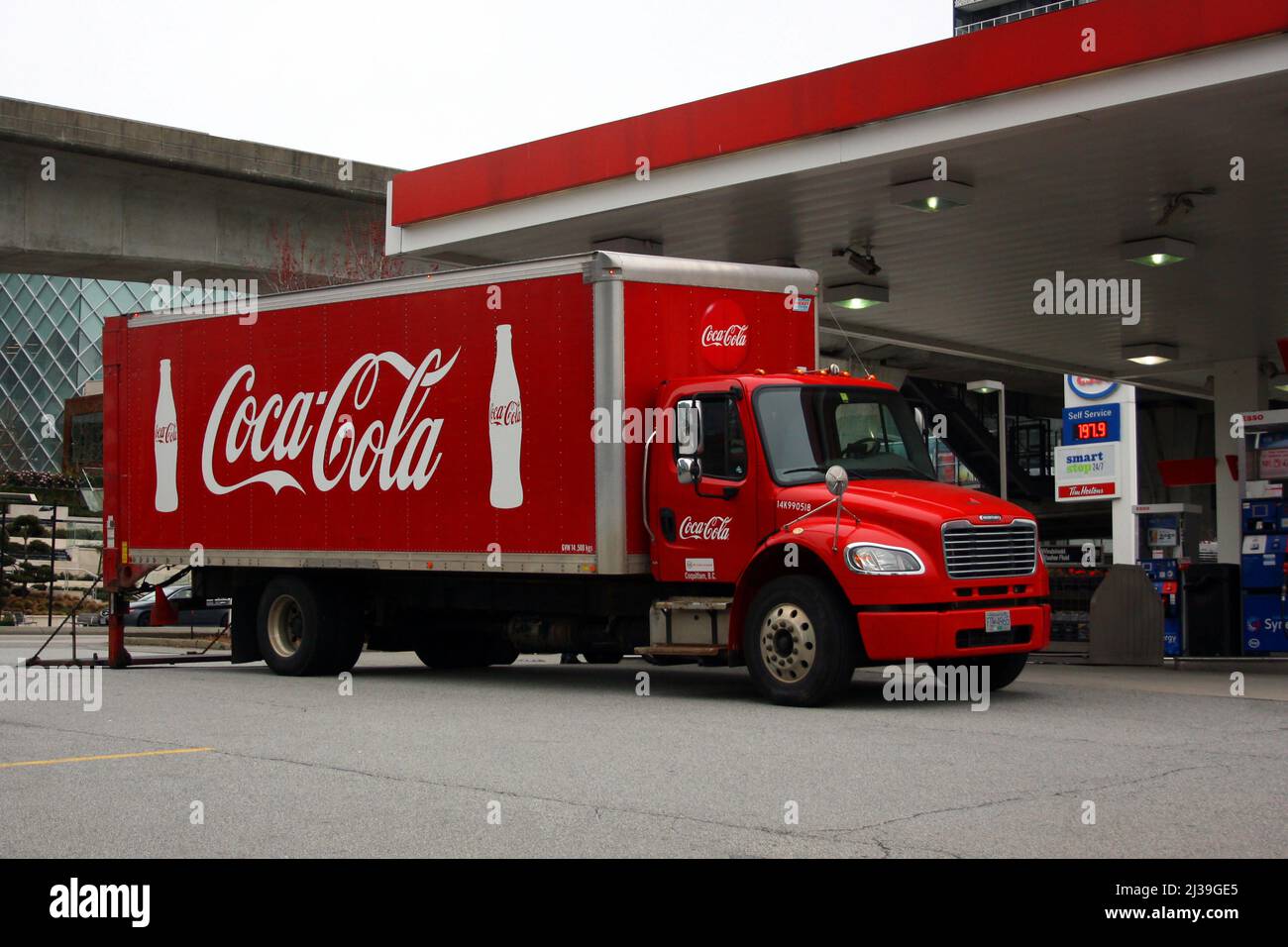 Vintage coca cola truck hi-res stock photography and images - Alamy