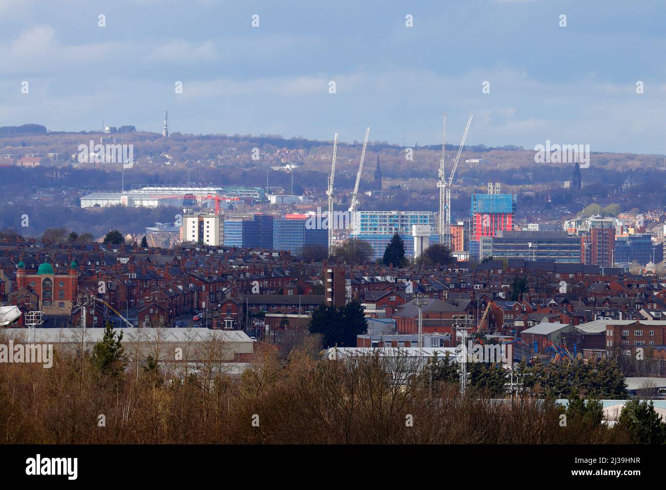 Monk bridge apartments under construction hi-res stock photography and ...