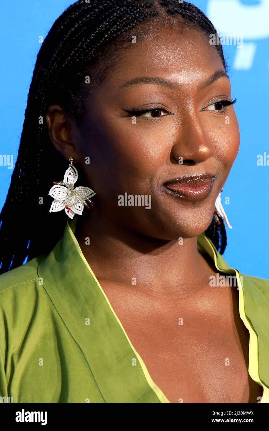 Sonic the hedgehog la premiere hi-res stock photography and images - Alamy