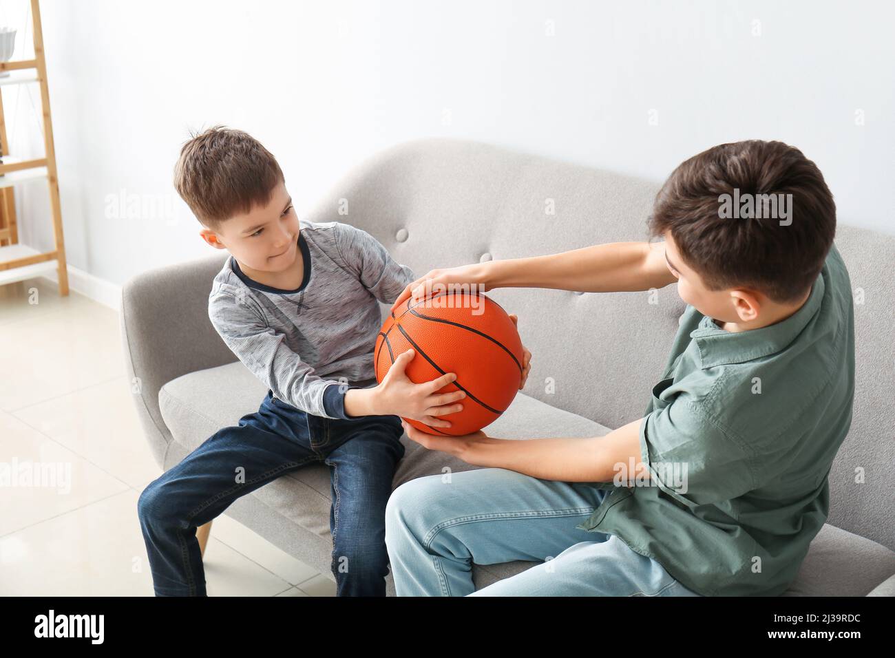 Boys play fight brothers hi-res stock photography and images - Alamy