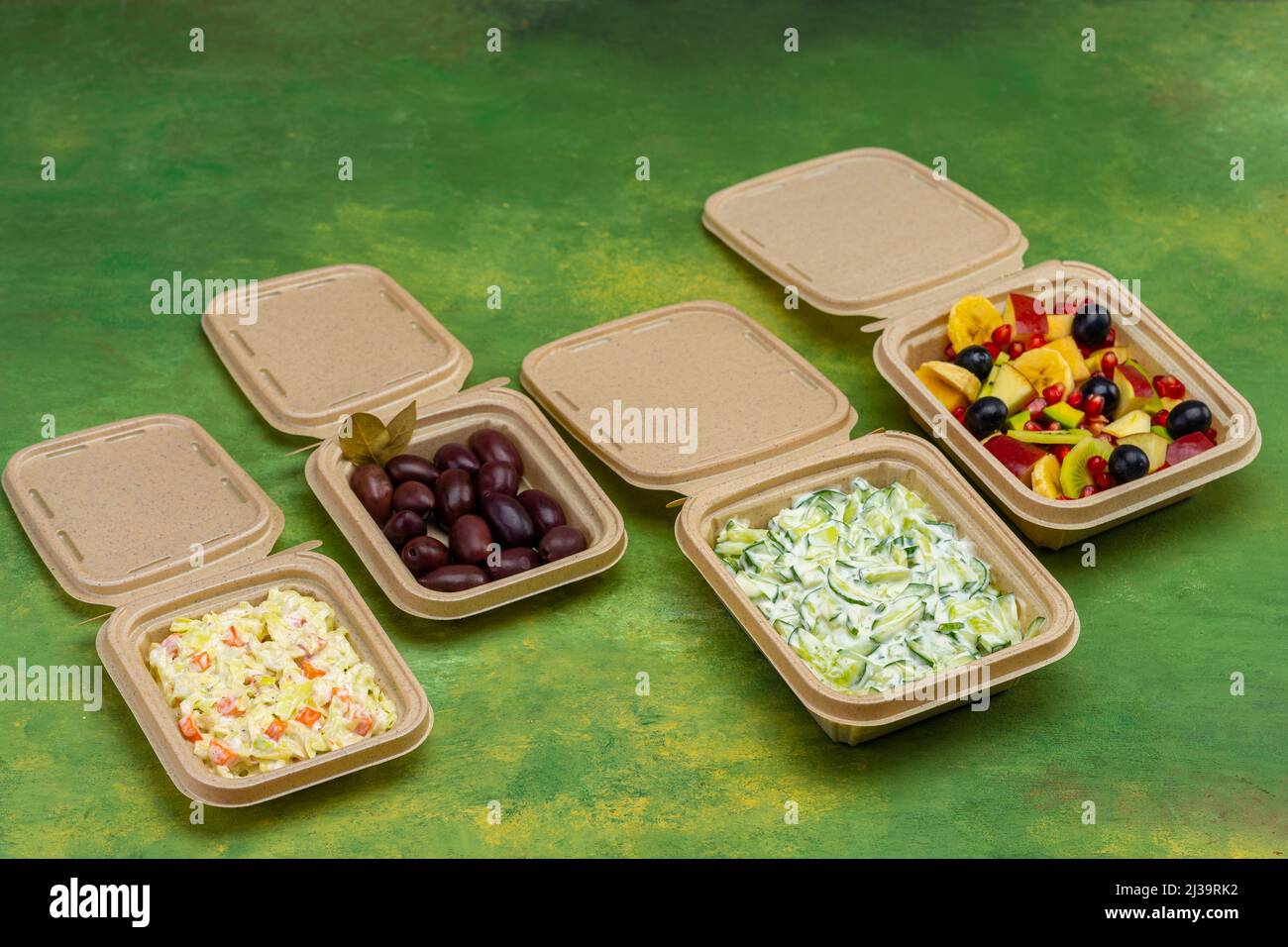 Cartoon & Plastic brown boxes & plates for food & Salad of different ...