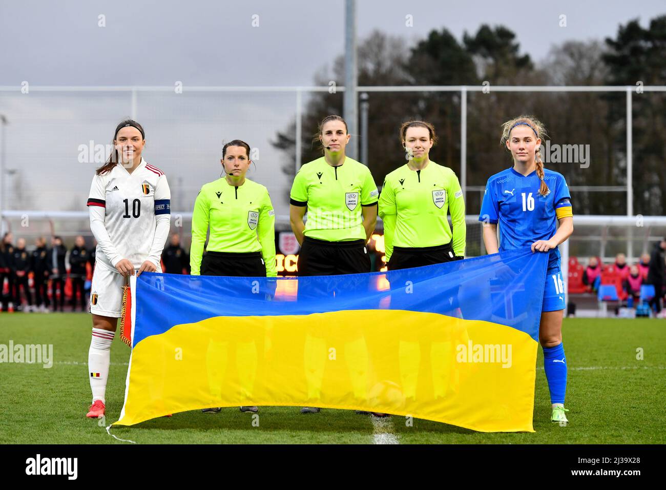 Iceland ukraine flag hi-res stock photography and images - Alamy