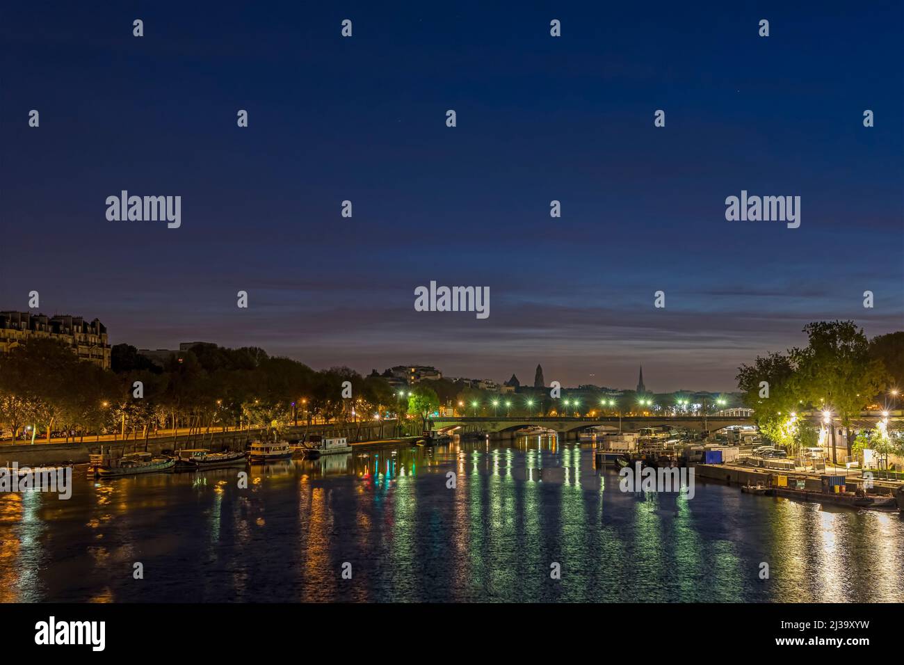Night Scenery Near Eiffel Tower in Paris Stock Photo - Alamy