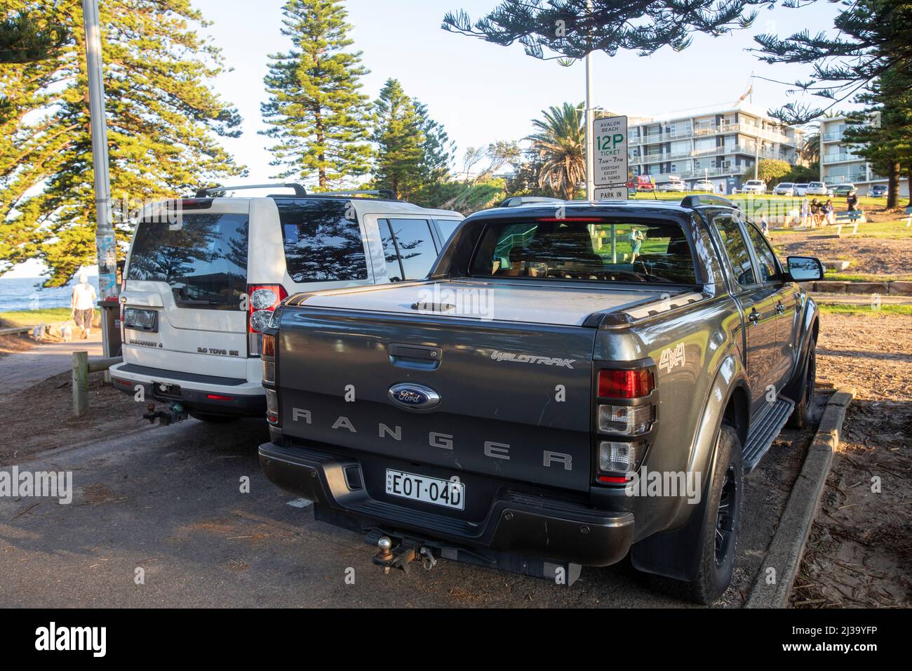 Ford Ranger wildtrack and Land Rover Discovery 4 parked side by side at ...