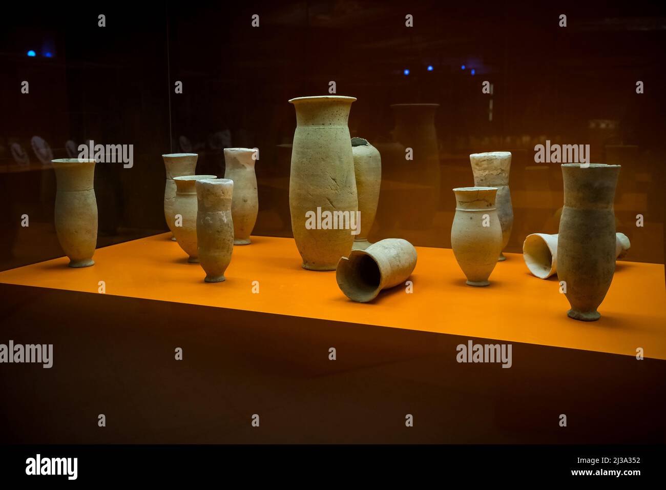 Ancient sumerian copper hi-res stock photography and images - Alamy