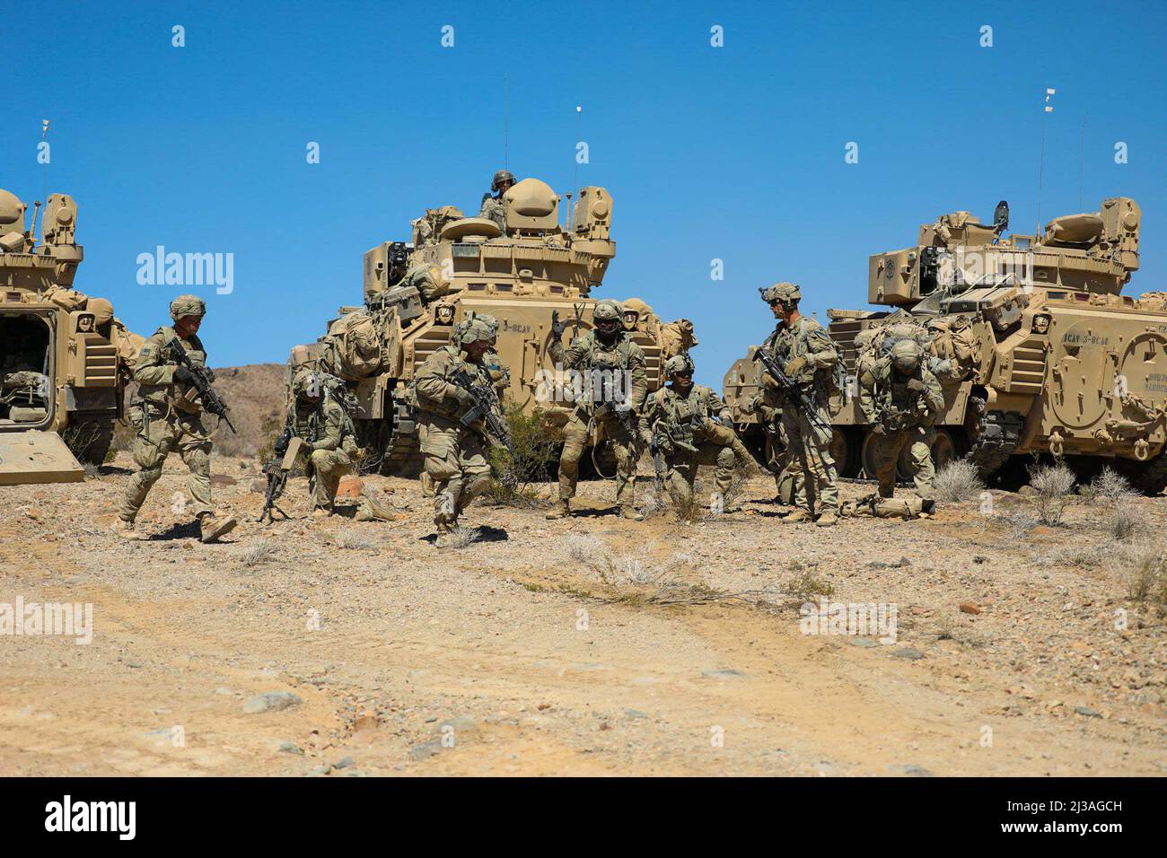 U.S. Army Soldiers assigned to 3rd Battalion, 8th Cavalry Regiment, 3rd ...