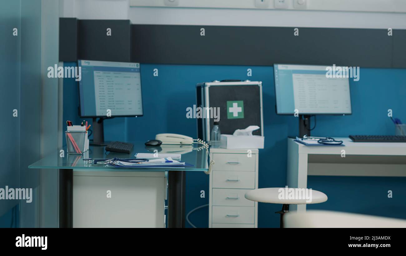 Doctor giving patient documents hi-res stock photography and images - Alamy