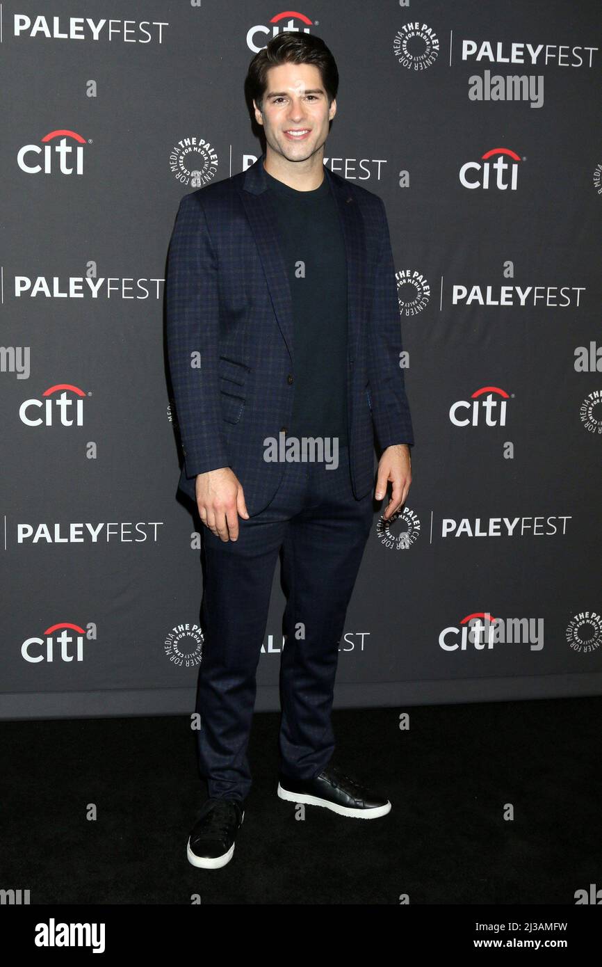 Asher grodman hi-res stock photography and images - Alamy