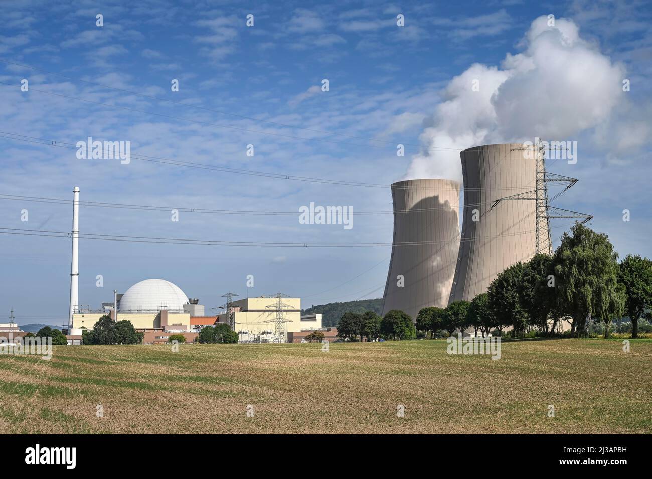 Grohnde nuclear power plant, cooling towers, Lower Saxony, Germany ...