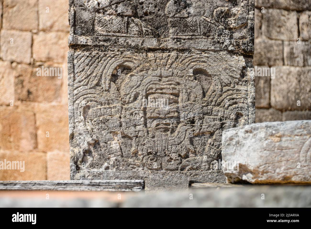 Mayan head hi-res stock photography and images - Alamy