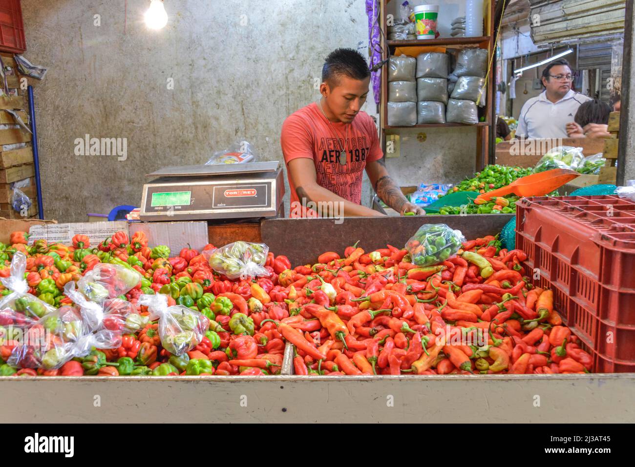 Vegetable market merida mexico hi-res stock photography and images - Alamy