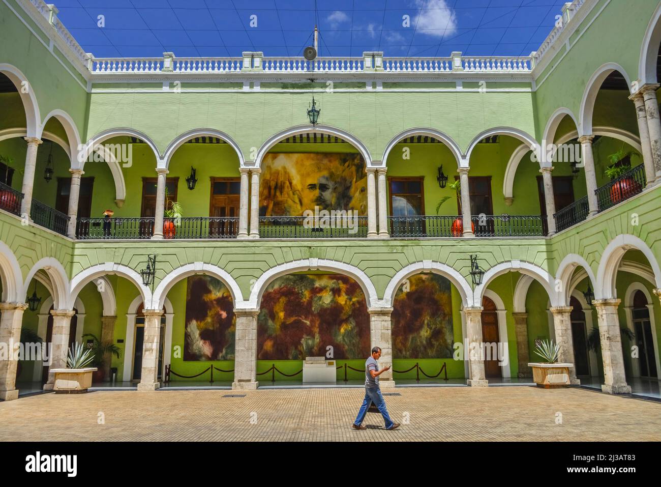 Palacio municipal de merida hi-res stock photography and images - Alamy