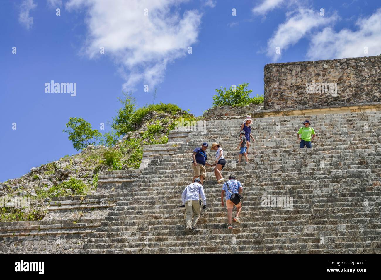 Mayor pyramid hi-res stock photography and images - Alamy