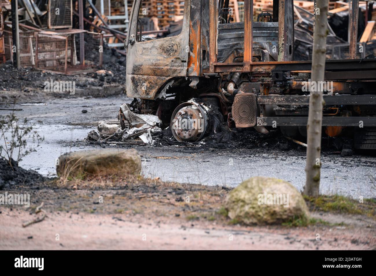 Hamburg, Germany. 07th Apr, 2022. A truck completely destroyed by the ...