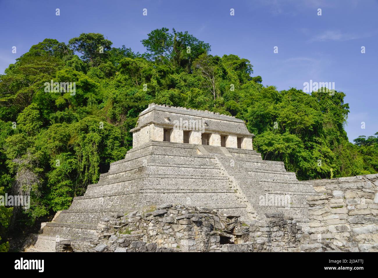 Temple of the Inscriptions (Templo de las Inscripciones), Mayan ruins ...