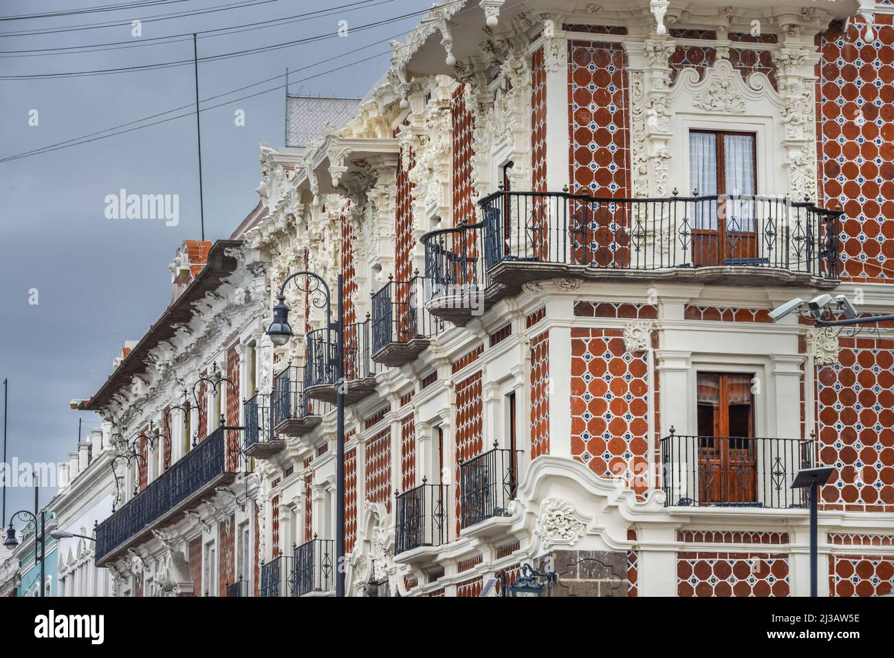 Old building, Talavera tiles, Puebla, Mexico Stock Photo - Alamy