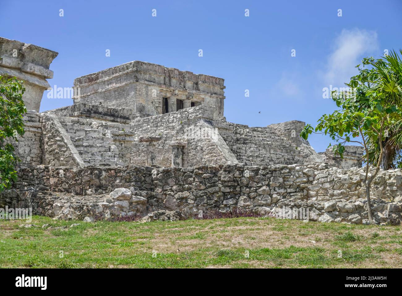 Templo del Dios Descendente, Mayan ruins Tulum, Quintana Roo, Mexico ...