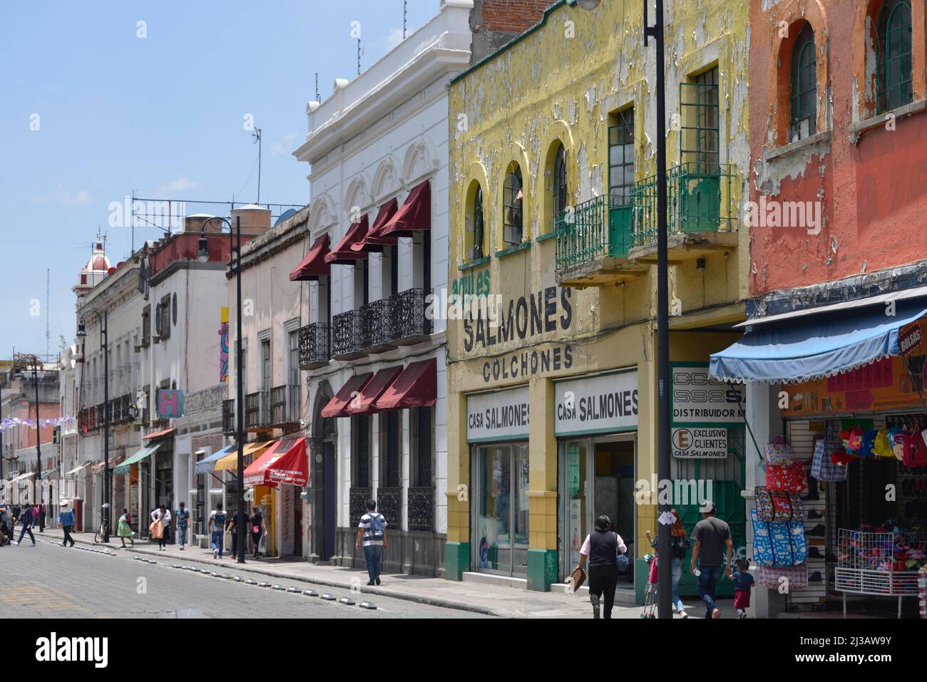 Street scene, old buildings, old town, Puebla, Mexico Stock Photo - Alamy