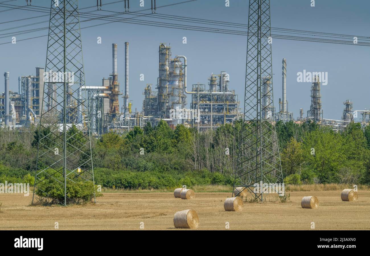 TOTAL Refinery, Leuna, Saxony-Anhalt, Germany Stock Photo - Alamy