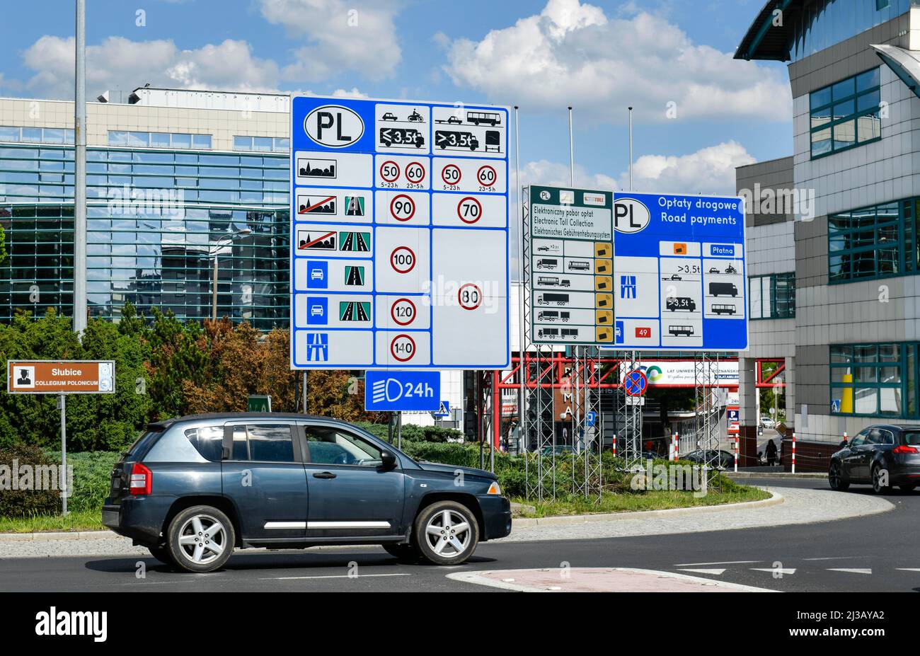 Entrance to town, traffic signs, traffic rules, Slubice, Poland Stock ...