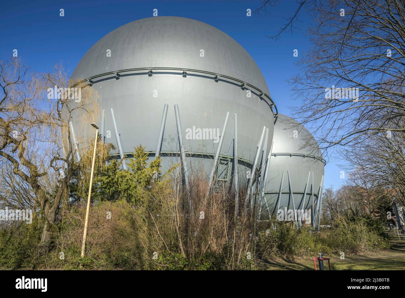 Spherical gas tank, Marienpark, Lankwitzer Strasse, Mariendorf ...