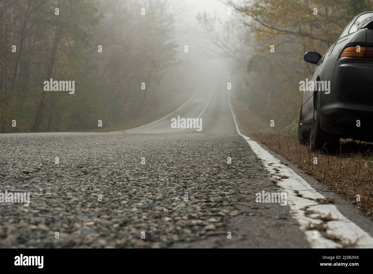 Car goes down highway hi-res stock photography and images - Alamy