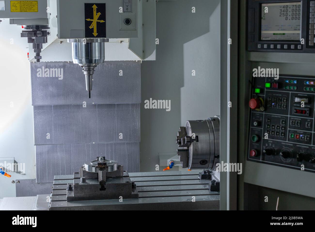 modern taiwan cnc milling machine with vertical spindle and rotary A ...