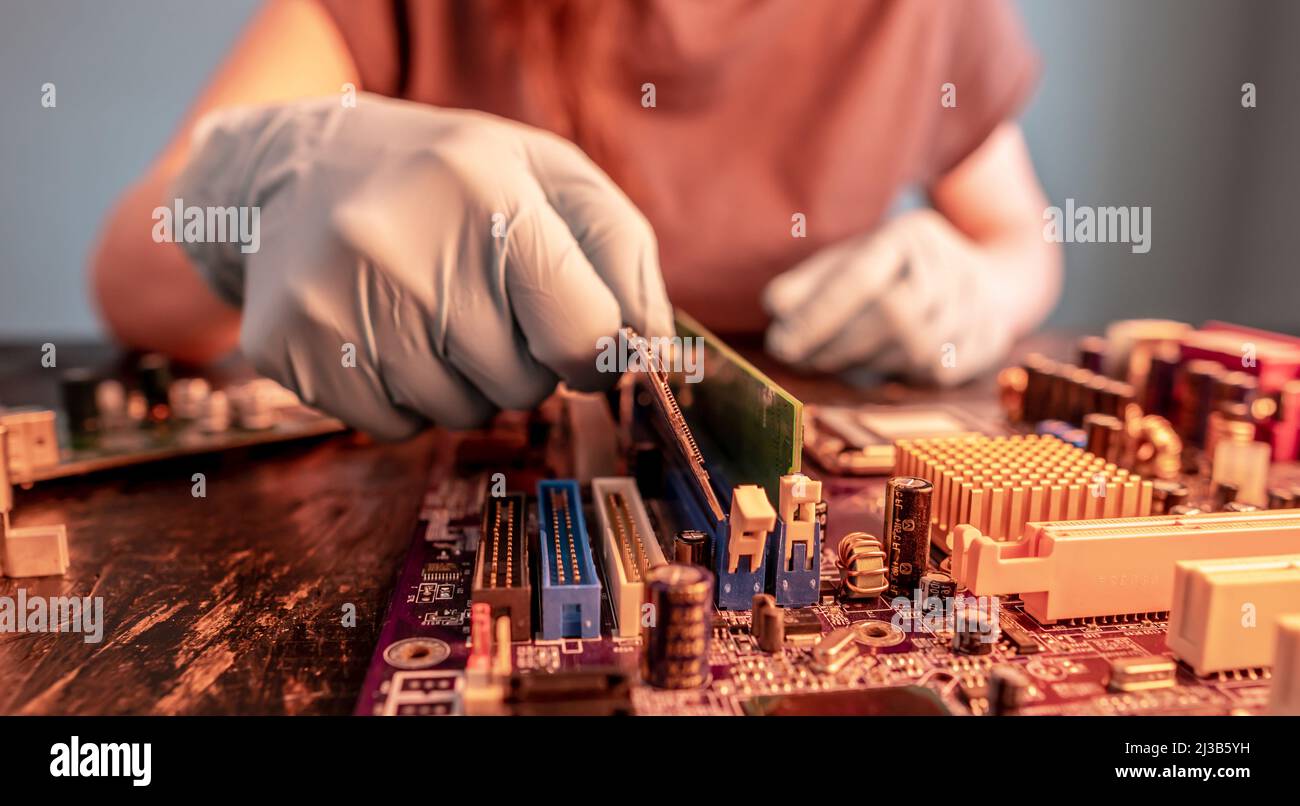 Ram hands hi-res stock photography and images - Alamy
