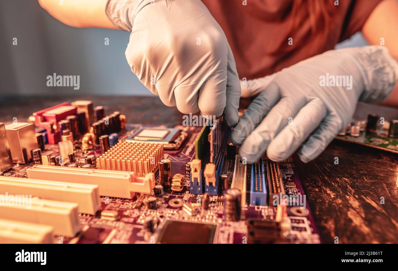 Socket inserts hi-res stock photography and images - Alamy