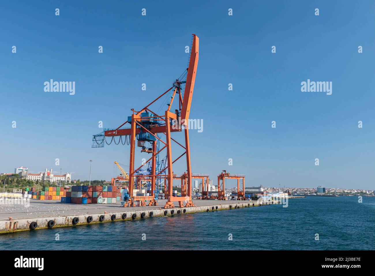 Istanbulport hi-res stock photography and images - Alamy