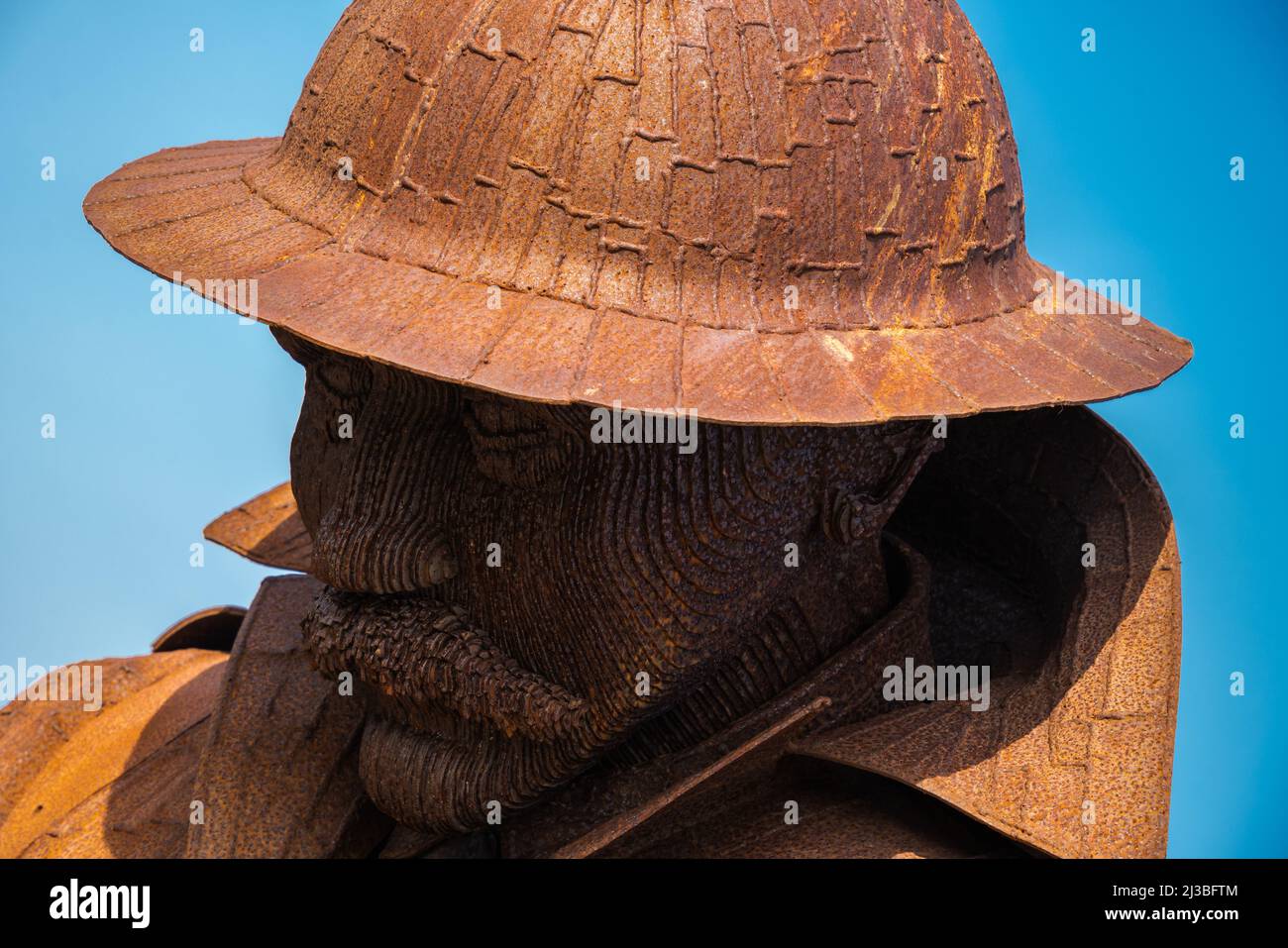 Tommy World War One, Soldier, Sculpture, Seaham, Odysseus giant ...