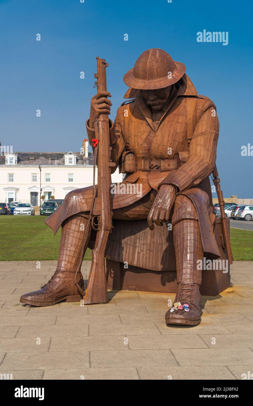 Tommy World War One, Soldier, Sculpture, Seaham, Odysseus giant ...