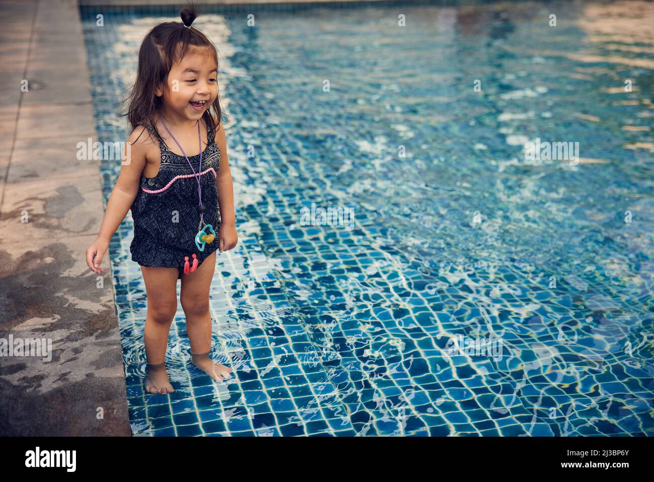 Outdoor pool season hi-res stock photography and images - Alamy
