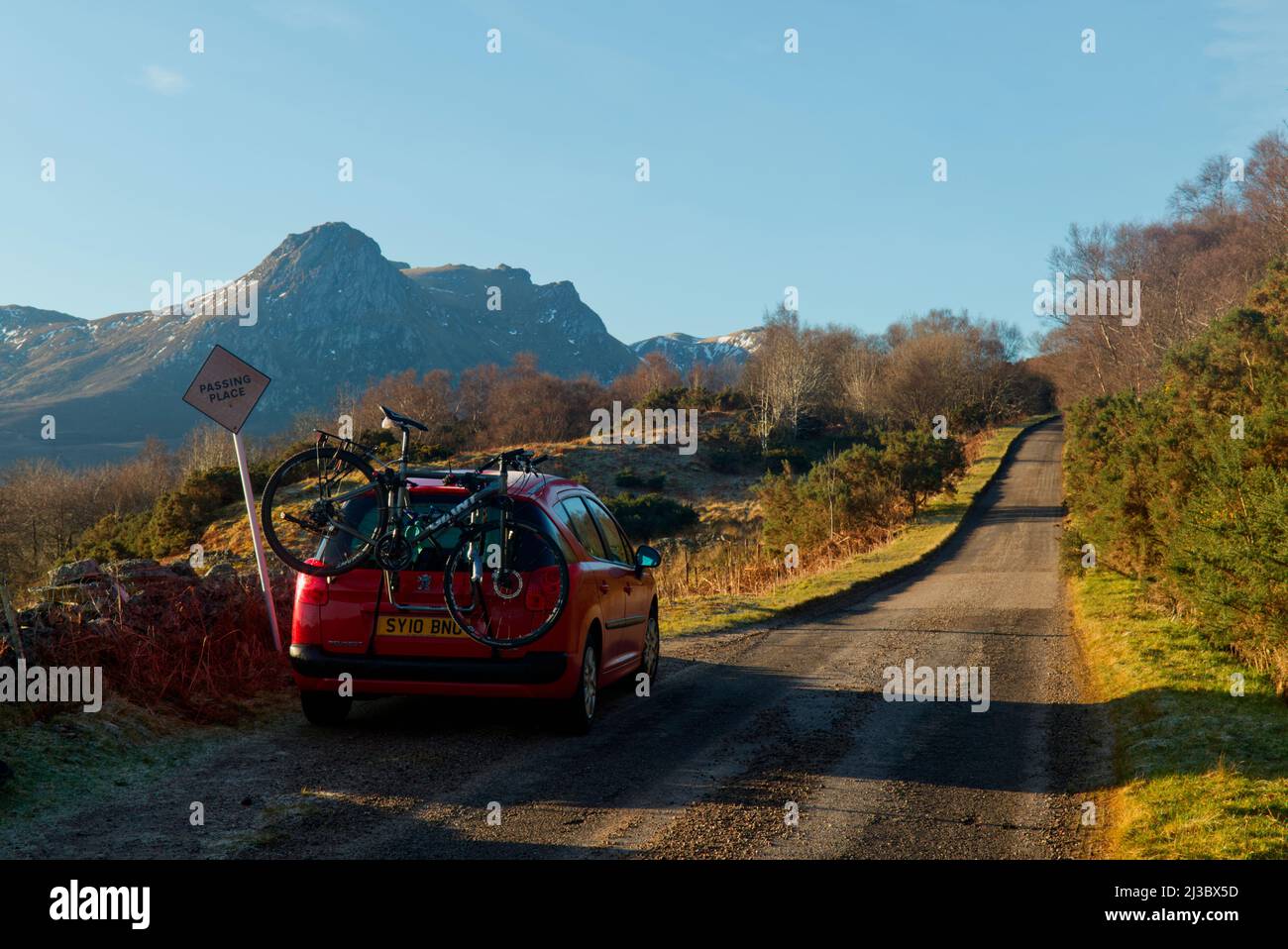 Car with bicycle, Kinloch single track road, Sutherland Stock Photo - Alamy