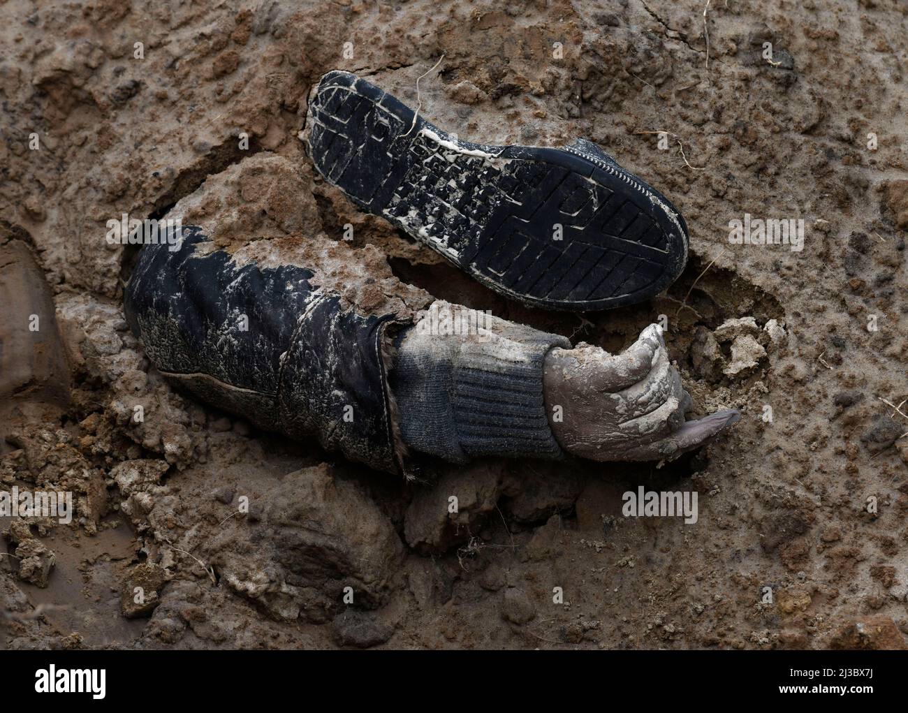 April 4, 2022, Bucha, Ukraine: (EDITORS NOTE: Image depicts death) A ...