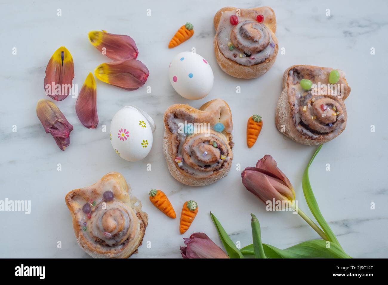 cinnamon buns for easter Stock Photo - Alamy