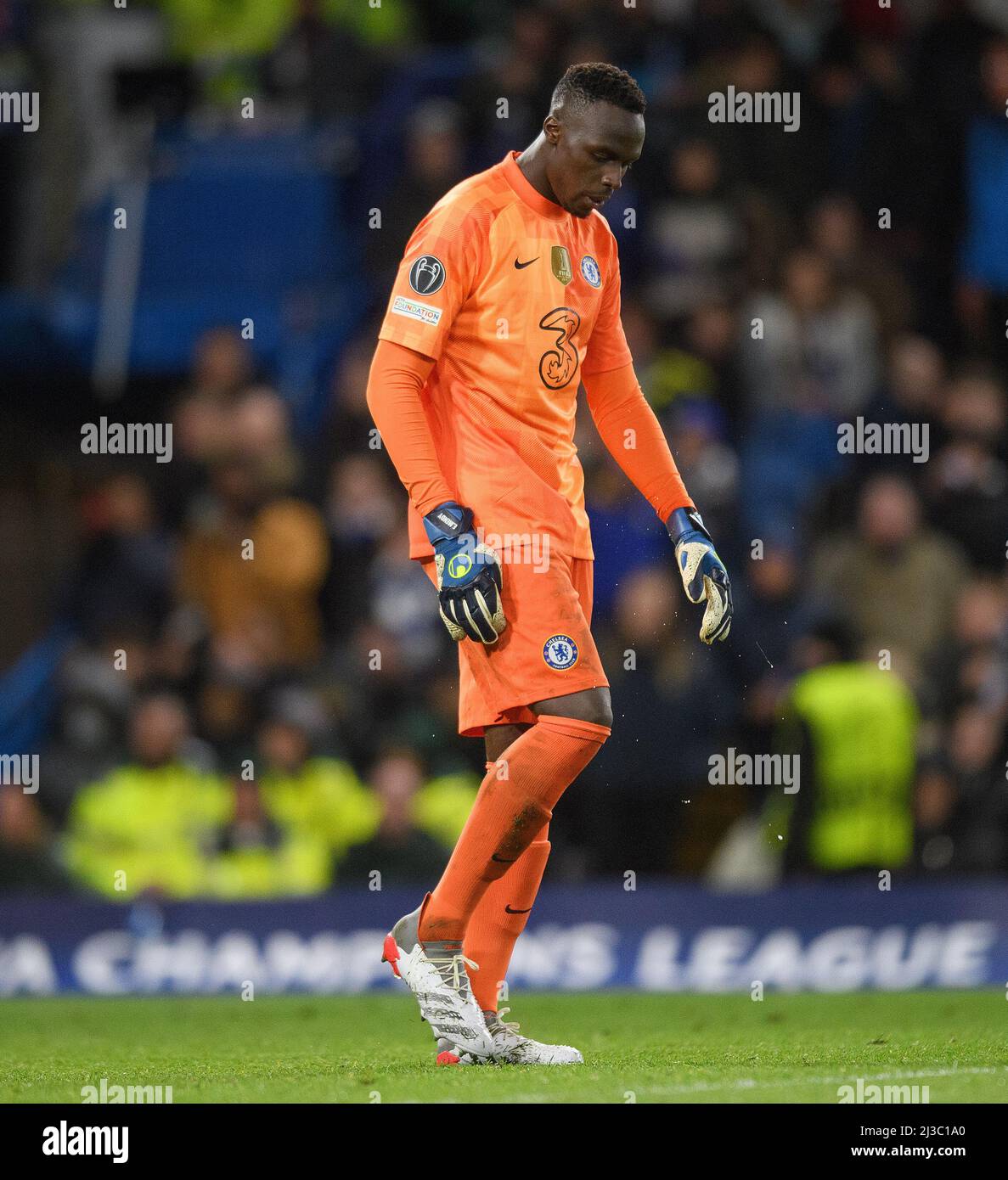 Edouard mendy chelsea champions league hi-res stock photography and ...
