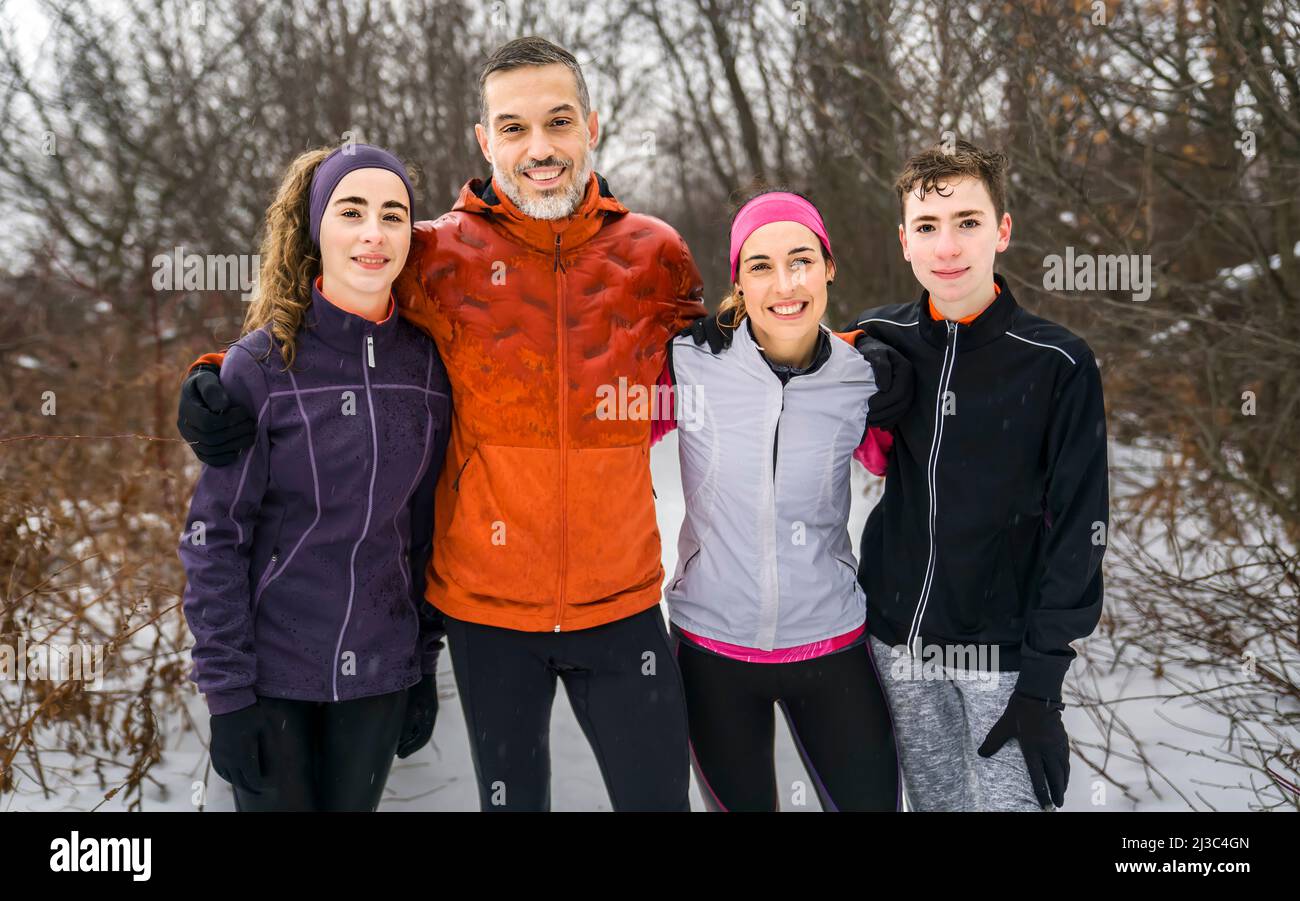 Family and jogging hi-res stock photography and images - Alamy