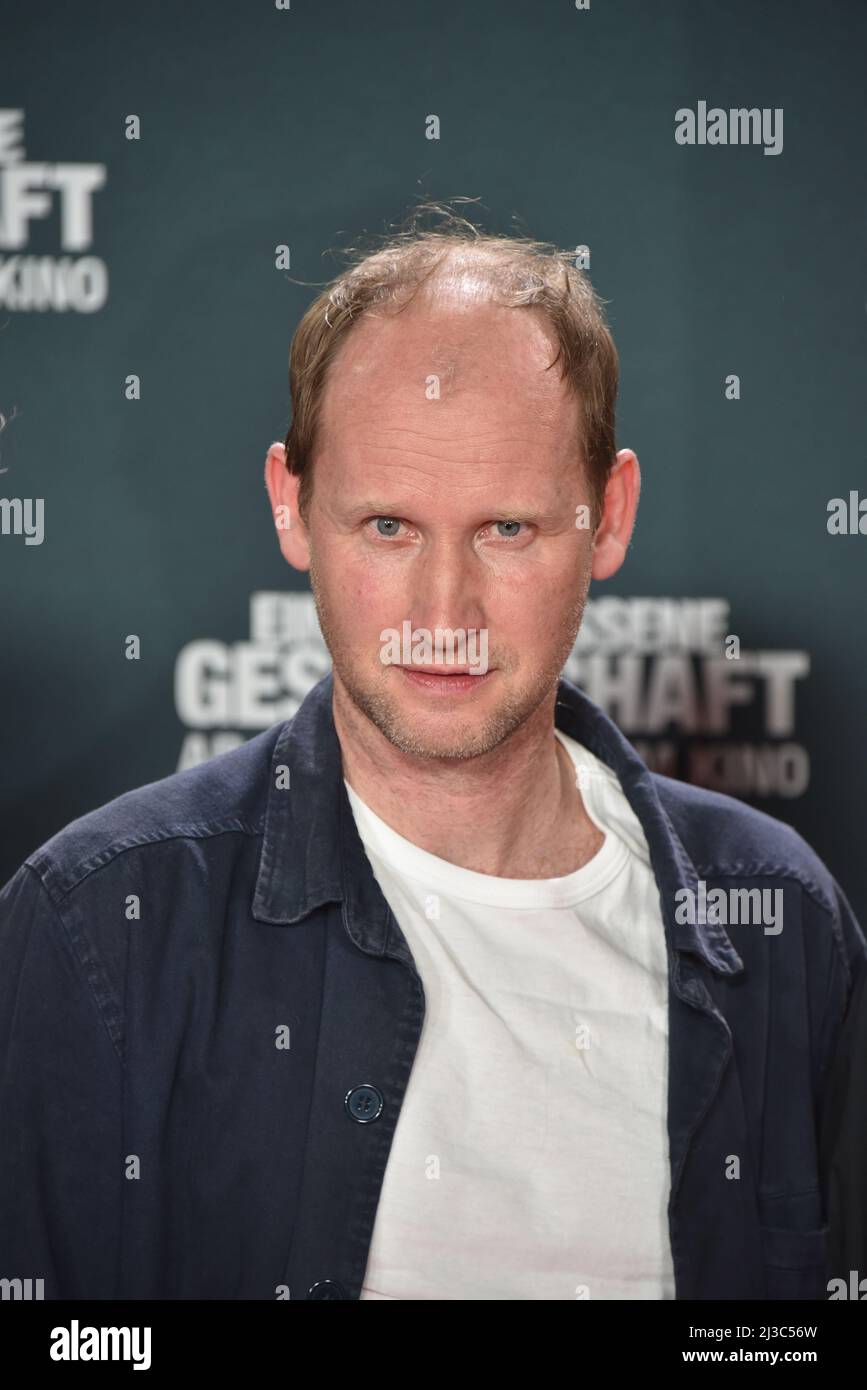 Cologne, Germany. 05th Apr, 2022. The actor Torben Kessler comes to the ...