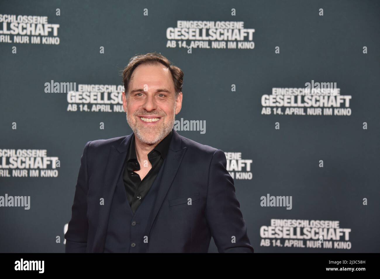 Cologne, Germany. 05th Apr, 2022. Actor Thomas Loibl comes to the ...