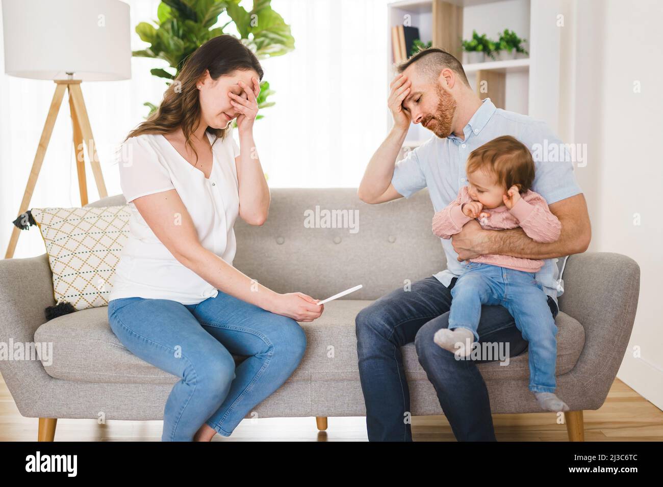 Family sad hi-res stock photography and images - Alamy