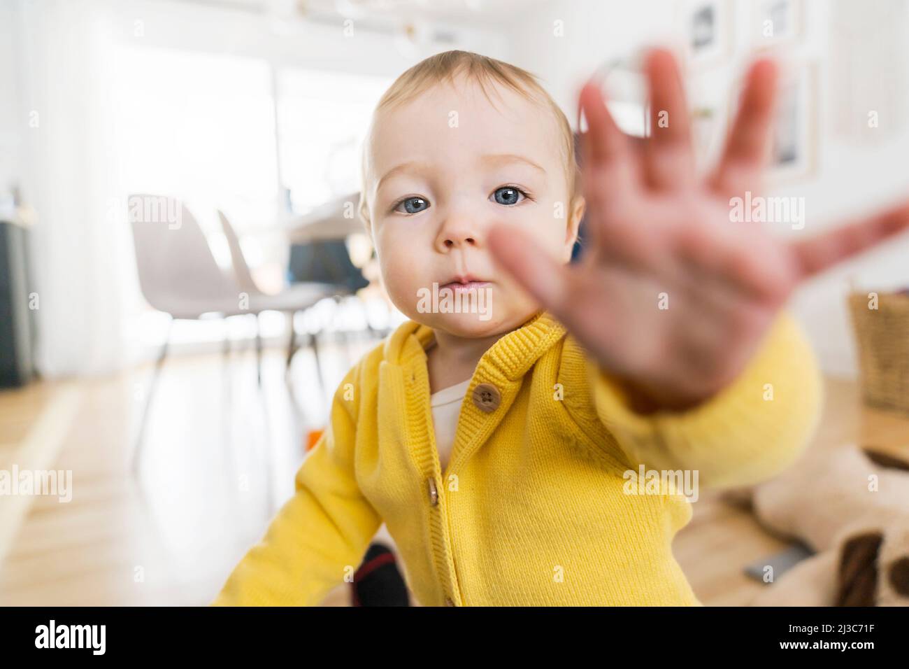 Baby touch hi-res stock photography and images - Alamy