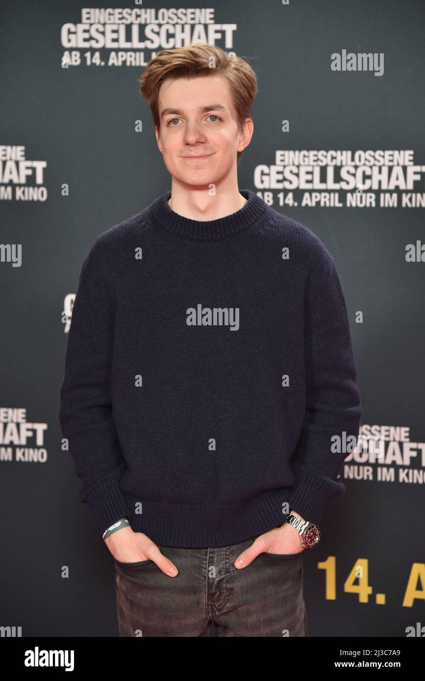 Cologne, Germany. 05th Apr, 2022. Actor Nick Julius Schuck comes to the ...