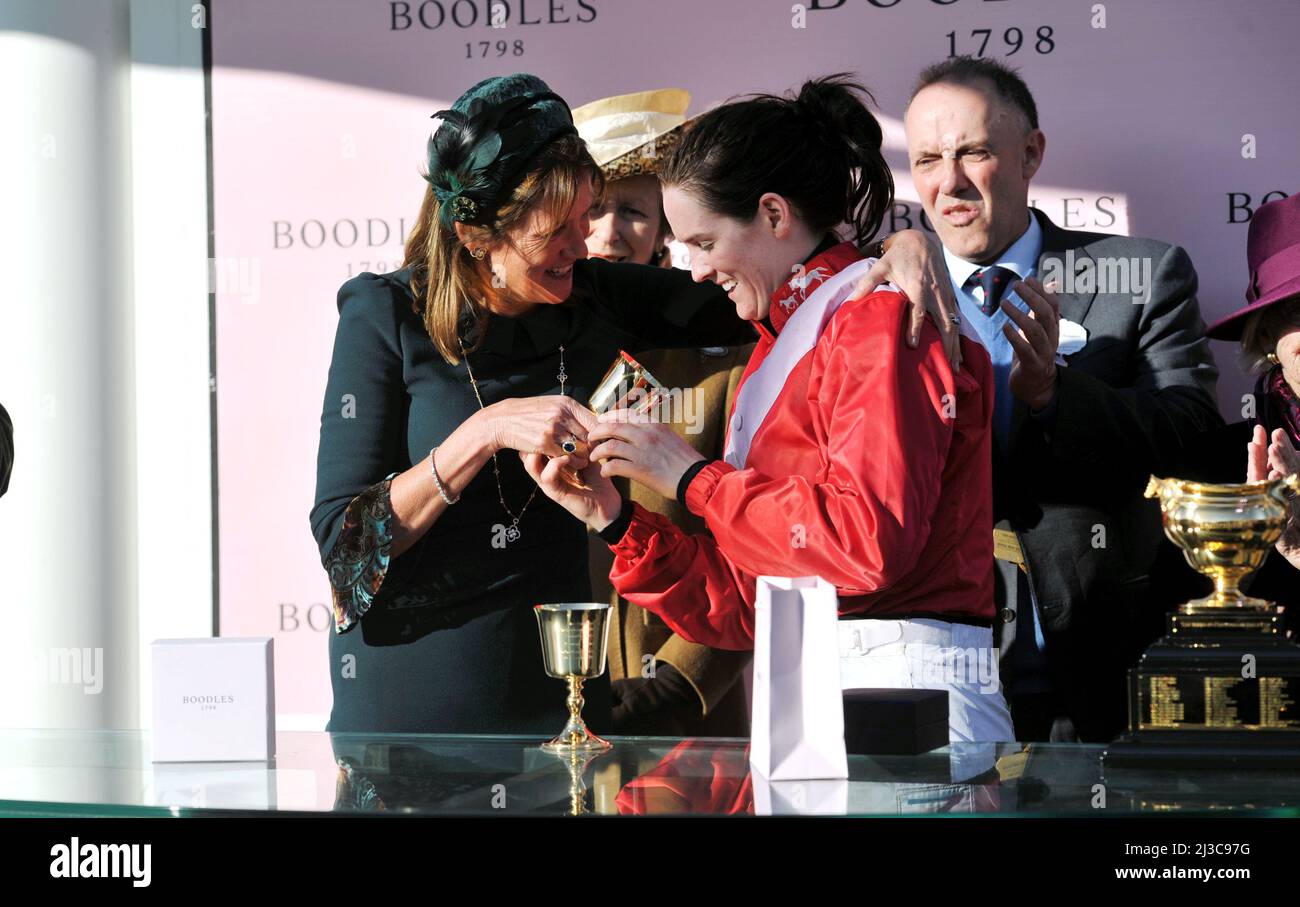 Cheltenham gold cup trophy 2022 hi-res stock photography and images - Alamy